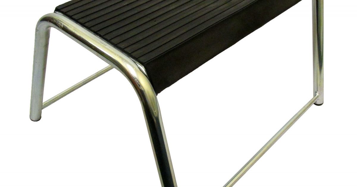 Single Caravan Step HD | The Caravan Supermarket